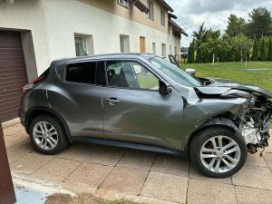 Pelēks Nissan Juke 2015 Šilutė, ar dzinēja tilpumu 1.20 L un nobraukumu 242 tūkst. km par 3500 €, foto  vietnē AUTOMOTO.COM.LV