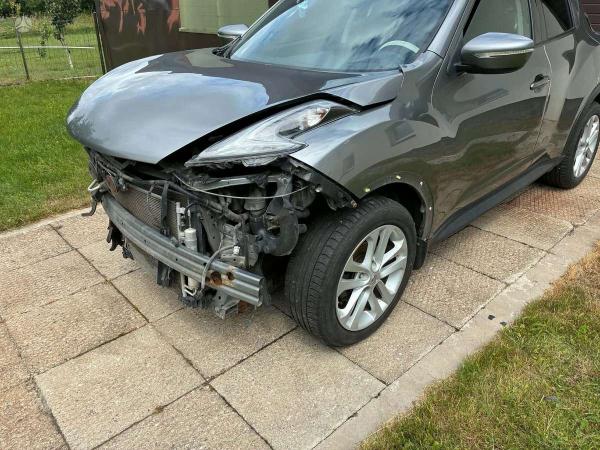 Grey Nissan Juke 2015 in Silute, with an engine capacity of 1.20 L and mileage of 242 thousand km for 3500 €, photo 2 on AUTOMOTO.COM.LV