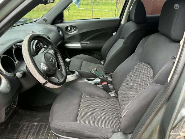 Grey Nissan Juke 2015 in Silute, with an engine capacity of 1.20 L and mileage of 242 thousand km for 3500 €, photo 7 on AUTOMOTO.COM.LV