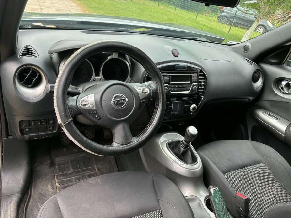 Grey Nissan Juke 2015 in Silute, with an engine capacity of 1.20 L and mileage of 242 thousand km for 3500 €, photo 8 on AUTOMOTO.COM.LV