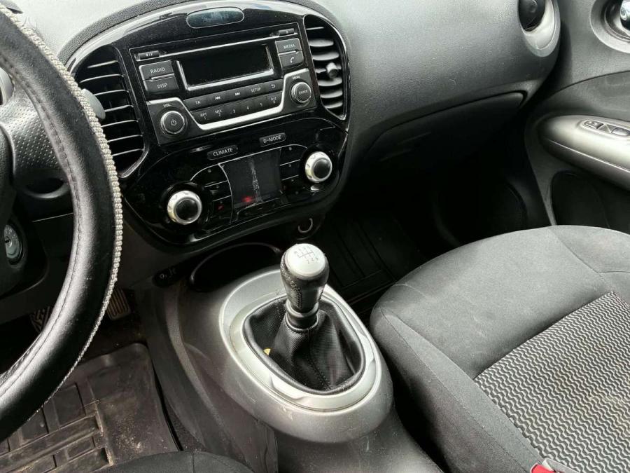 Grey Nissan Juke 2015 in Silute, with an engine capacity of 1.20 L and mileage of 242 thousand km for 3500 €, photo 12 on AUTOMOTO.COM.LV