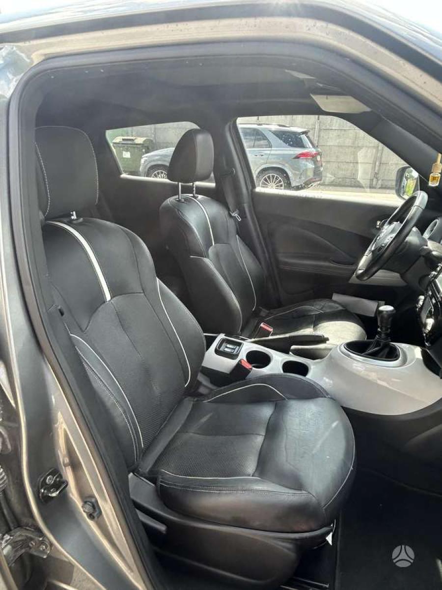 Pelēks Nissan Juke 2015 Viļņa, ar dzinēja tilpumu 1.20 L un nobraukumu 103 tūkst. km par 6800 €, foto 14 vietnē AUTOMOTO.COM.LV