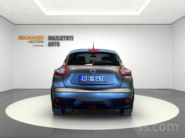 Pelēks Nissan Juke 2015 Rīga, ar dzinēja tilpumu 1.60 L un nobraukumu 123 tūkst. km par 7390 €, foto 5 vietnē AUTOMOTO.COM.LV
