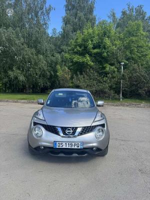 Pelēks Nissan Juke 2015 Panevēža, ar dzinēja tilpumu 1.46 L un nobraukumu 153 tūkst. km par 5600 €, foto  vietnē AUTOMOTO.COM.LV