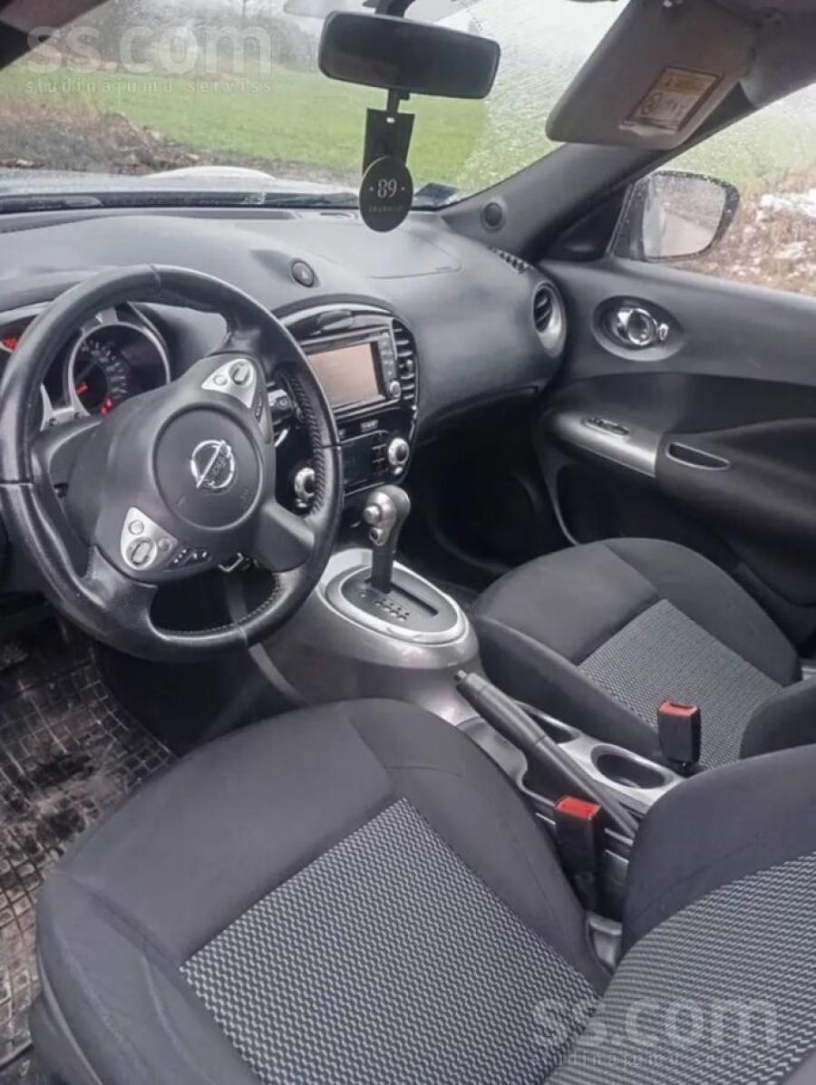 Pelēks Nissan Juke 2017 Jēkabpils, ar dzinēja tilpumu 1.60 L un nobraukumu 266 tūkst. km par 5600 €, foto 3 vietnē AUTOMOTO.COM.LV