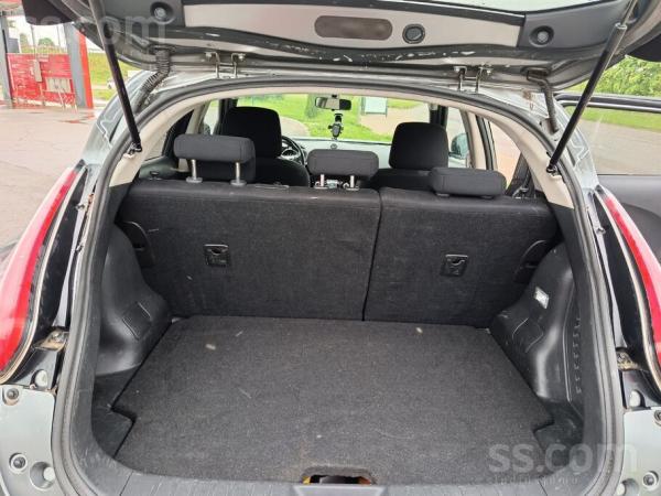 Pelēks Nissan Juke 2017 Jēkabpils, ar dzinēja tilpumu 1.60 L un nobraukumu 268 tūkst. km par 5400 €, foto 9 vietnē AUTOMOTO.COM.LV