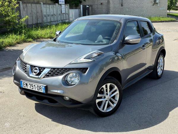 Pelēks Nissan Juke 2017 Šauļi, ar dzinēja tilpumu 1.60 L un nobraukumu 139 tūkst. km par 6700 €, foto 1 vietnē AUTOMOTO.COM.LV