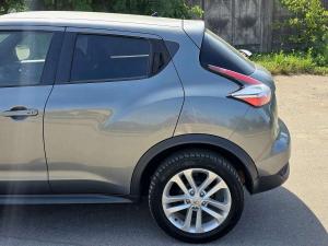Pelēks Nissan Juke 2017 Šauļi, ar dzinēja tilpumu 1.60 L un nobraukumu 139 tūkst. km par 6700 €, foto 5 vietnē AUTOMOTO.COM.LV