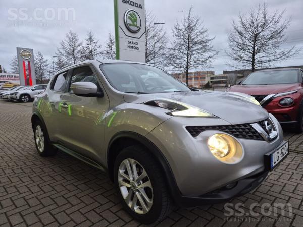 Grey Nissan Juke 2018 in Liepaja, with an engine capacity of 1.60 L and mileage of 148 thousand km for 7900 €, photo 1 on AUTOMOTO.COM.LV