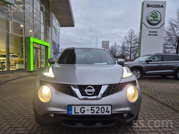 Grey Nissan Juke 2018 in Liepaja, with an engine capacity of 1.60 L and mileage of 148 thousand km for 7900 €, photo 2 on AUTOMOTO.COM.LV
