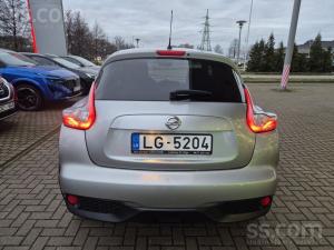 Pelēks Nissan Juke 2018 Liepāja, ar dzinēja tilpumu 1.60 L un nobraukumu 148 tūkst. km par 7900 €, foto 4 vietnē AUTOMOTO.COM.LV