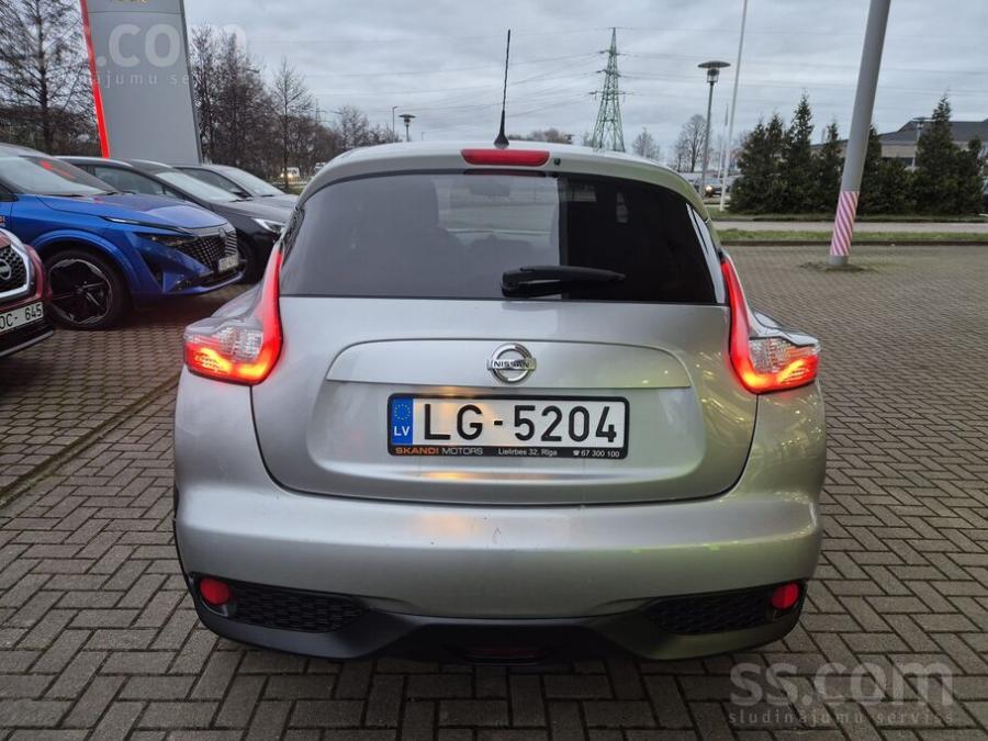 Pelēks Nissan Juke 2018 Liepāja, ar dzinēja tilpumu 1.60 L un nobraukumu 148 tūkst. km par 7900 €, foto 4 vietnē AUTOMOTO.COM.LV