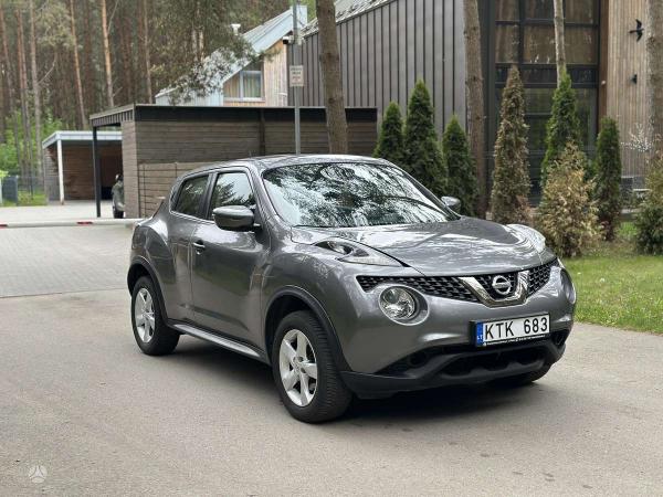 Grey Nissan Juke 2018 in Vilnius, with an engine capacity of 1.60 L and mileage of 110 thousand km for 6450 €, photo 3 on AUTOMOTO.COM.LV