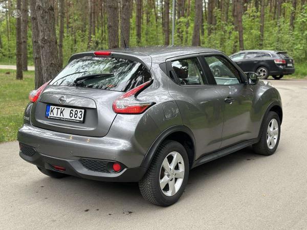 Grey Nissan Juke 2018 in Vilnius, with an engine capacity of 1.60 L and mileage of 110 thousand km for 6450 €, photo 5 on AUTOMOTO.COM.LV