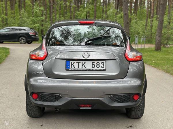 Grey Nissan Juke 2018 in Vilnius, with an engine capacity of 1.60 L and mileage of 110 thousand km for 6450 €, photo 6 on AUTOMOTO.COM.LV