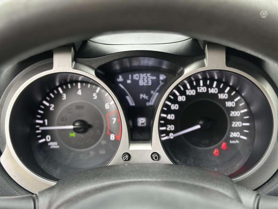 Серый Ниссан Жук 2018 в Вильнюс, объемом двигателя 1.60 л и пробегом 110 тыс. км за 6450 €, фото 22 на AUTOMOTO.COM.LV