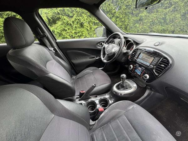Grey Nissan Juke 2018 in Taurage, with an engine capacity of 1.20 L and mileage of 130 thousand km for 5000 €, photo 8 on AUTOMOTO.COM.LV
