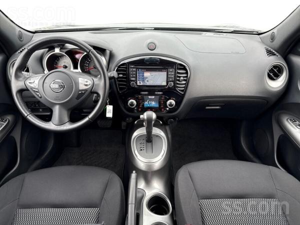 Grey Nissan Juke 2018 in Riga, with an engine capacity of 1.60 L and mileage of 56 thousand km for 7990 €, photo 8 on AUTOMOTO.COM.LV