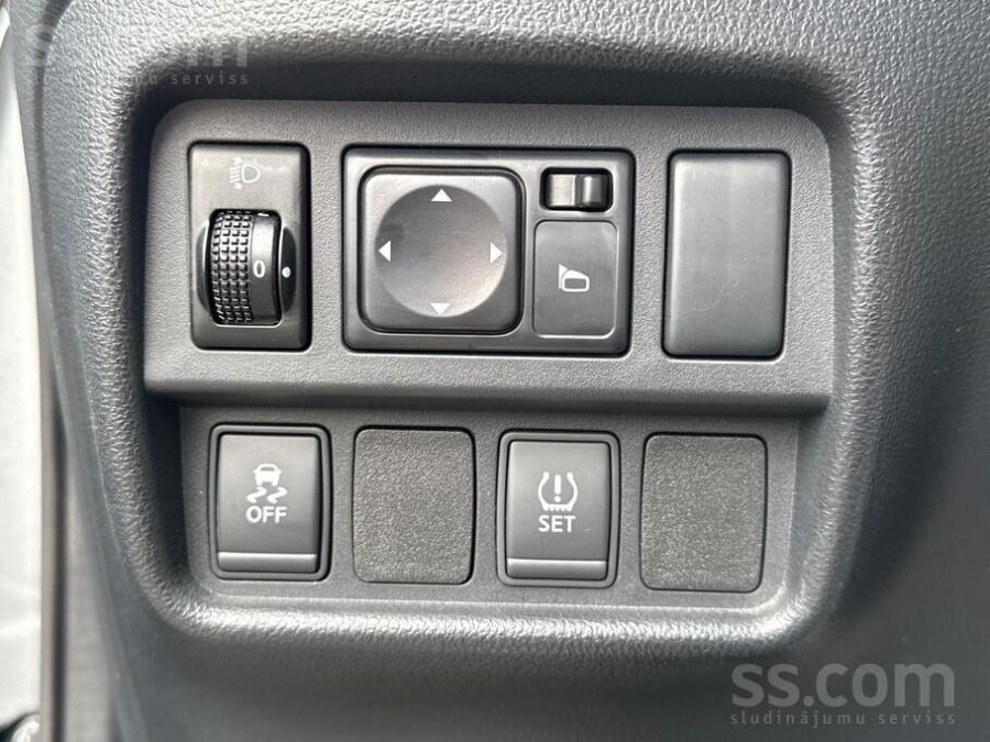 Pelēks Nissan Juke 2018 Rīga, ar dzinēja tilpumu 1.60 L un nobraukumu 56 tūkst. km par 7990 €, foto 22 vietnē AUTOMOTO.COM.LV