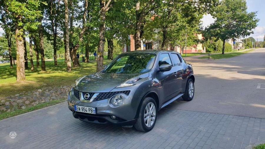 Grey Nissan Juke 2018 in Plunge, with an engine capacity of 1.46 L and mileage of 156 thousand km for 7400 €, photo 3 on AUTOMOTO.COM.LV