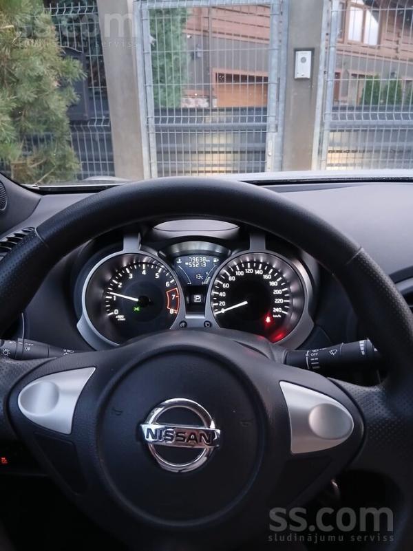 Grey Nissan Juke 2019 in Riga, with an engine capacity of 1.60 L and mileage of 80 thousand km for 10950 €, photo 4 on AUTOMOTO.COM.LV