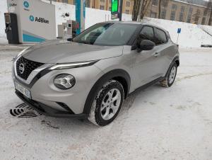 Pelēks Nissan Juke 2020 Viļņa, ar dzinēja tilpumu 1.00 L un nobraukumu 130 tūkst. km par 12600 €, foto  vietnē AUTOMOTO.COM.LV