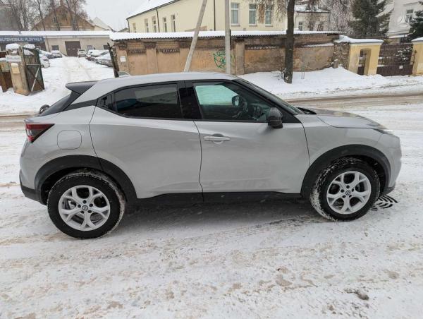 Grey Nissan Juke 2020 in Vilnius, with an engine capacity of 1.00 L and mileage of 130 thousand km for 12600 €, photo 4 on AUTOMOTO.COM.LV