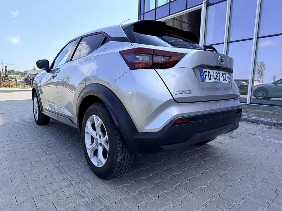 Grey Nissan Juke 2020 in Vilnius, with an engine capacity of 1.00 L and mileage of 133 thousand km for 11900 €, photo 5 on AUTOMOTO.COM.LV