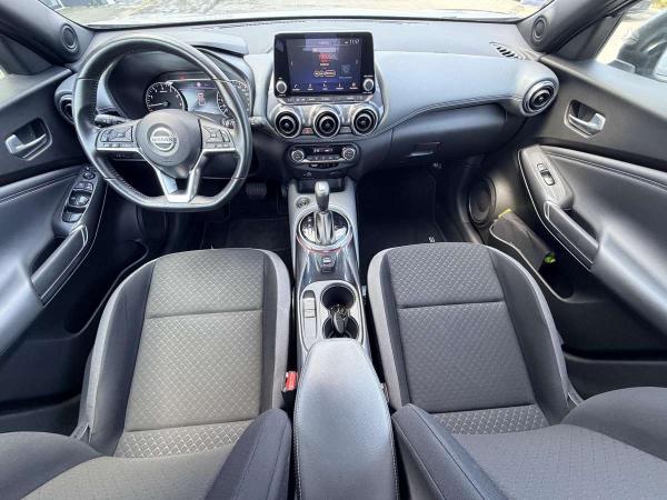 Grey Nissan Juke 2020 in Vilnius, with an engine capacity of 1.00 L and mileage of 133 thousand km for 11900 €, photo 5 on AUTOMOTO.COM.LV
