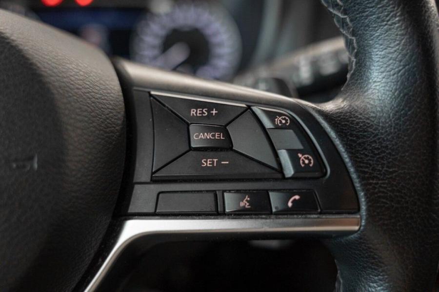 Grey Nissan Juke 2021 in Vilnius, with an engine capacity of 1.00 L and mileage of 79 thousand km for 14750 €, photo 15 on AUTOMOTO.COM.LV