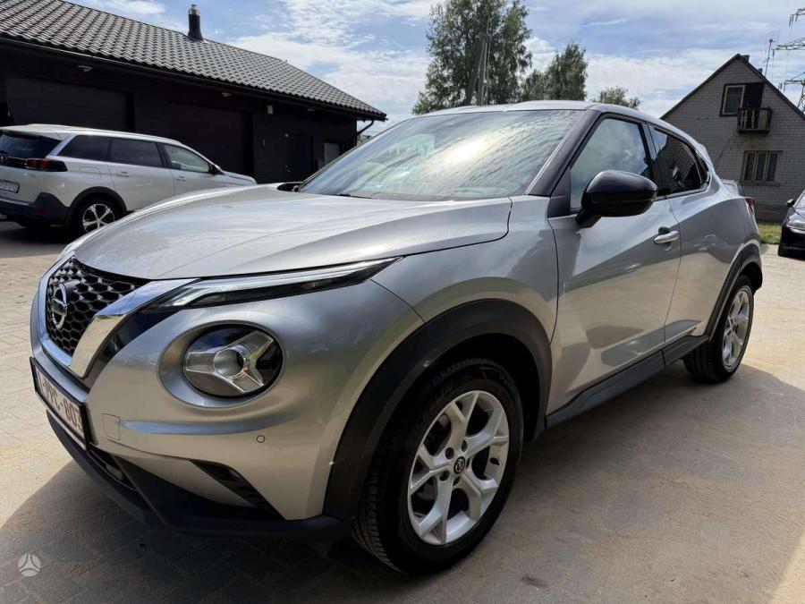 Grey Nissan Juke 2021 in Kaunas, with an engine capacity of 1.00 L and mileage of 180 thousand km for 11100 €, photo 4 on AUTOMOTO.COM.LV