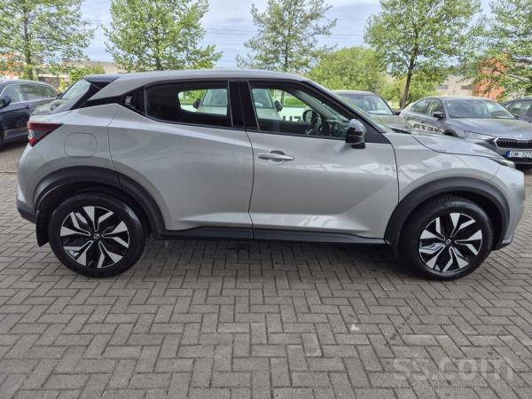 Grey Nissan Juke 2022 in Liepaja, with an engine capacity of 1.00 L and mileage of 40 thousand km for 15500 €, photo 7 on AUTOMOTO.COM.LV