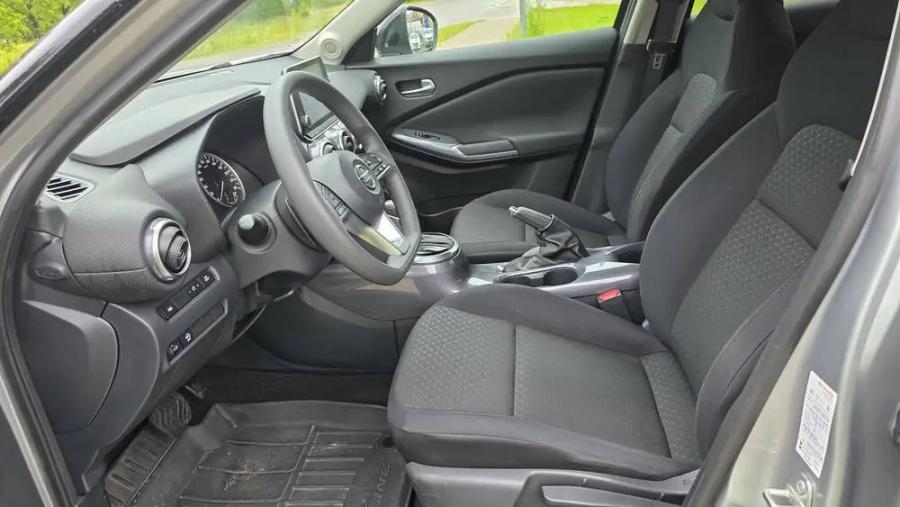 Pelēks Nissan Juke 2022 Rīga, ar dzinēja tilpumu 1.00 L un nobraukumu 100 tūkst. km par 13350 €, foto 10 vietnē AUTOMOTO.COM.LV