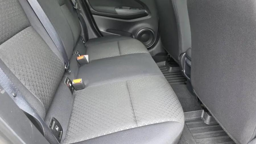 Pelēks Nissan Juke 2022 Rīga, ar dzinēja tilpumu 1.00 L un nobraukumu 100 tūkst. km par 13350 €, foto 28 vietnē AUTOMOTO.COM.LV