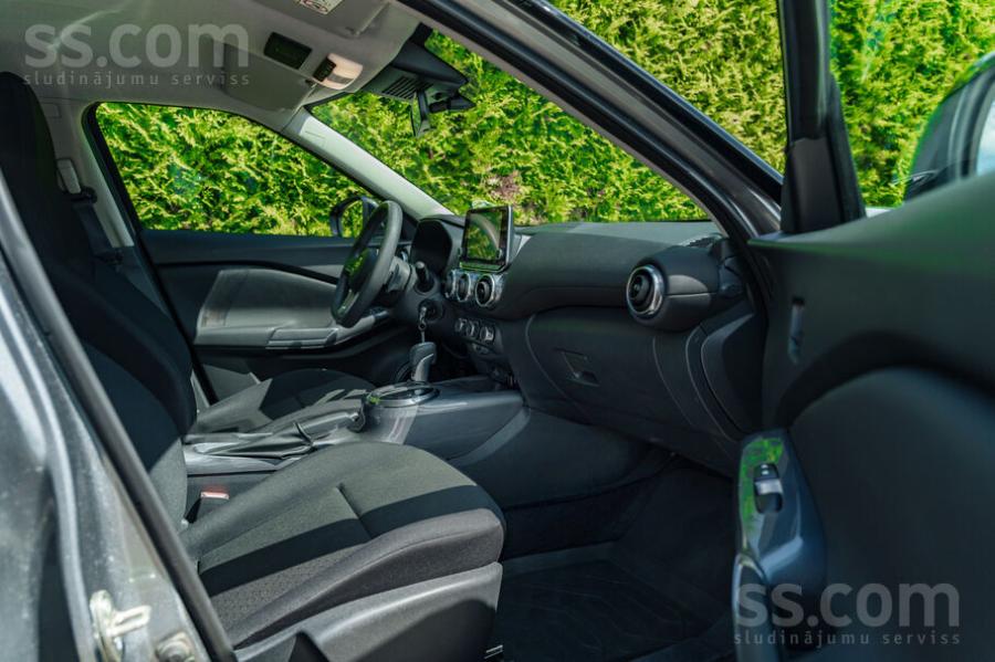 Pelēks Nissan Juke 2022 Rīga, ar dzinēja tilpumu 1.00 L un nobraukumu 84 tūkst. km par 13650 €, foto 12 vietnē AUTOMOTO.COM.LV