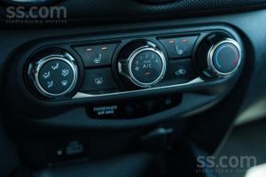 Pelēks Nissan Juke 2022 Rīga, ar dzinēja tilpumu 1.00 L un nobraukumu 84 tūkst. km par 13650 €, foto 17 vietnē AUTOMOTO.COM.LV