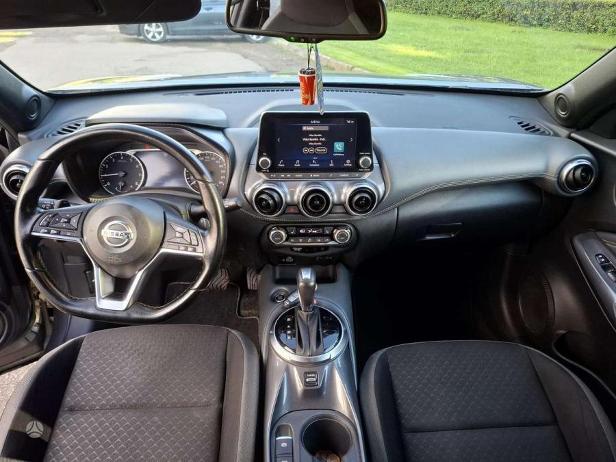Grey Nissan Juke 2022 in Utena, with an engine capacity of 1.00 L and mileage of 109 thousand km for 13400 €, photo 10 on AUTOMOTO.COM.LV