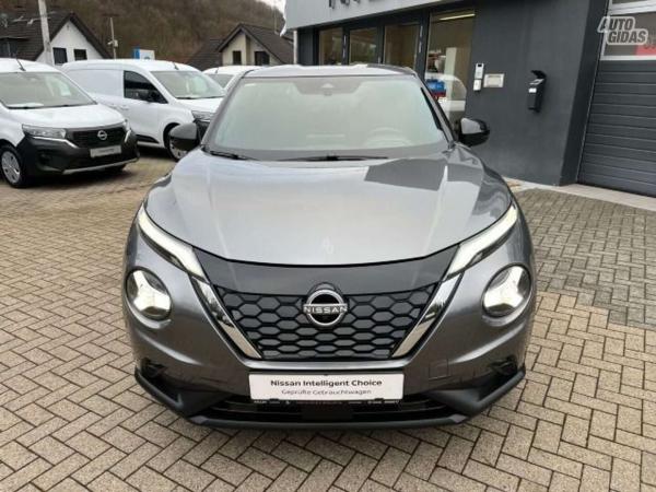 Grey Nissan Juke 2023 in Kaunas, with an engine capacity of 1.60 L and mileage of 54 thousand km for 22905 €, photo 3 on AUTOMOTO.COM.LV