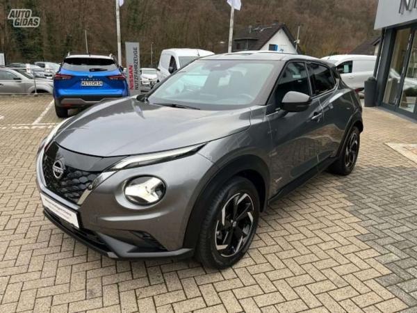Grey Nissan Juke 2023 in Kaunas, with an engine capacity of 1.60 L and mileage of 54 thousand km for 22905 €, photo 4 on AUTOMOTO.COM.LV