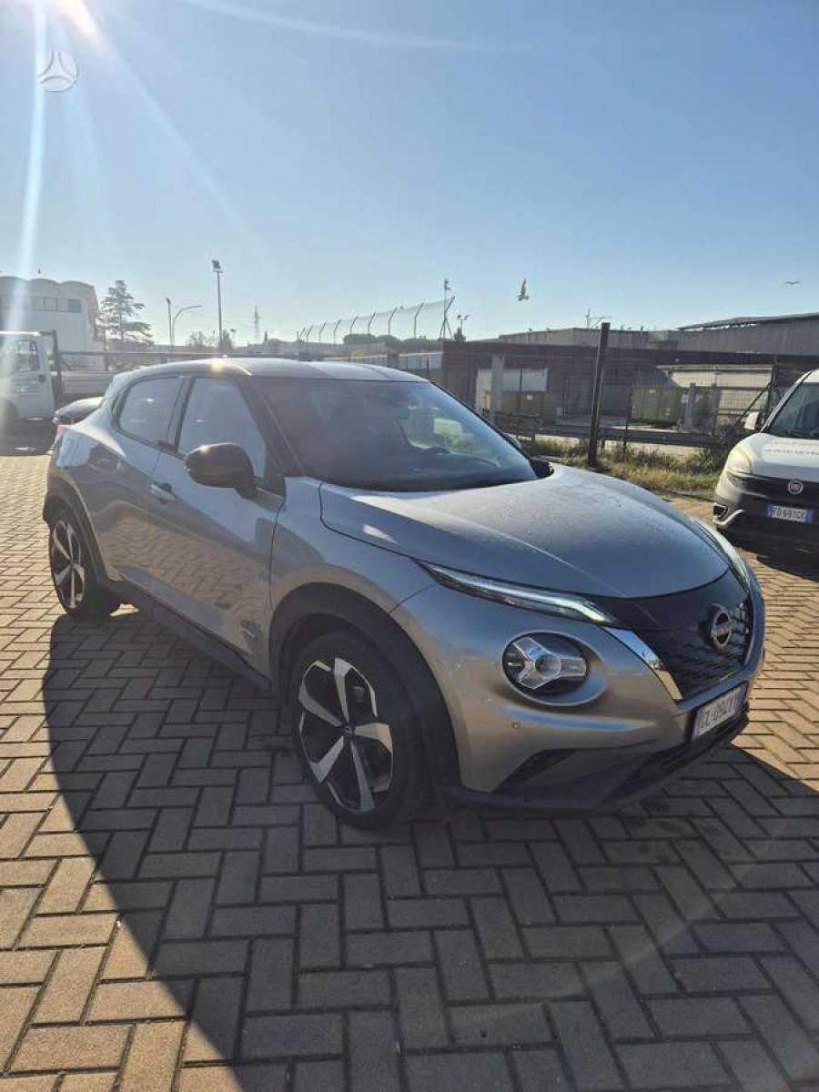 Grey Nissan Juke 2023 in Panevezys, with an engine capacity of 1.60 L and mileage of 140 thousand km for 16200 €, photo 7 on AUTOMOTO.COM.LV