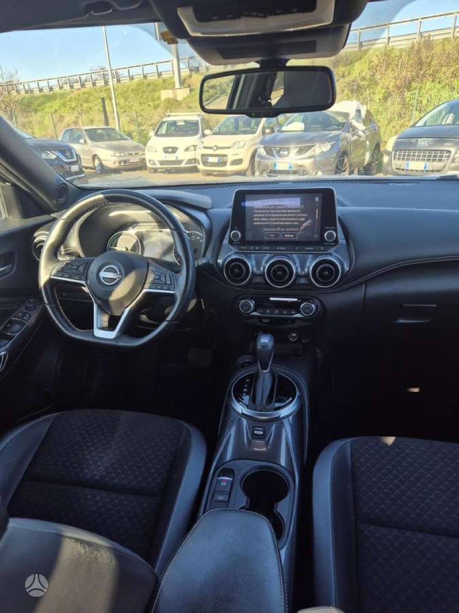 Grey Nissan Juke 2023 in Panevezys, with an engine capacity of 1.60 L and mileage of 140 thousand km for 16200 €, photo 10 on AUTOMOTO.COM.LV