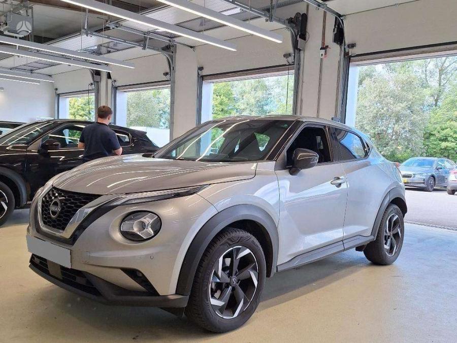 Grey Nissan Juke 2023 in Vilnius, with an engine capacity of 1.00 L and mileage of 57 thousand km for 17775 €, photo 6 on AUTOMOTO.COM.LV
