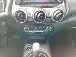 Pelēks Nissan Juke 2023 Viļņa, ar dzinēja tilpumu 1.00 L un nobraukumu 25 tūkst. km par 16500 €, foto 21 vietnē AUTOMOTO.COM.LV