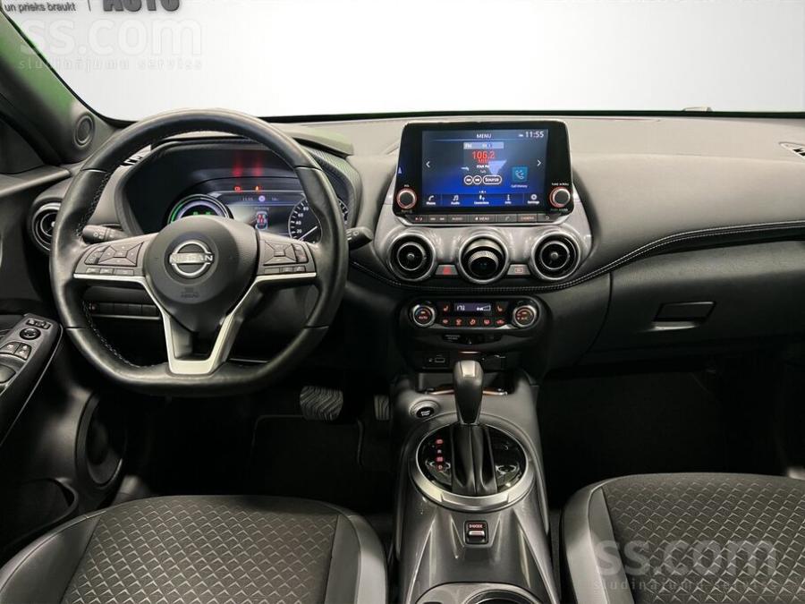 Grey Nissan Juke 2023 in Riga, with an engine capacity of 1.60 L and mileage of 16 thousand km for 19490 €, photo 15 on AUTOMOTO.COM.LV
