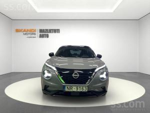 Grey Nissan Juke 2023 in Riga, with an engine capacity of 1.60 L and mileage of 16 thousand km for 19490 €, photo 3 on AUTOMOTO.COM.LV