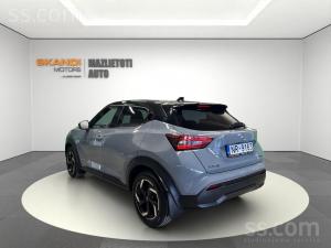 Grey Nissan Juke 2023 in Riga, with an engine capacity of 1.60 L and mileage of 16 thousand km for 19490 €, photo 5 on AUTOMOTO.COM.LV