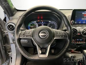 Grey Nissan Juke 2023 in Riga, with an engine capacity of 1.60 L and mileage of 16 thousand km for 19490 €, photo 11 on AUTOMOTO.COM.LV