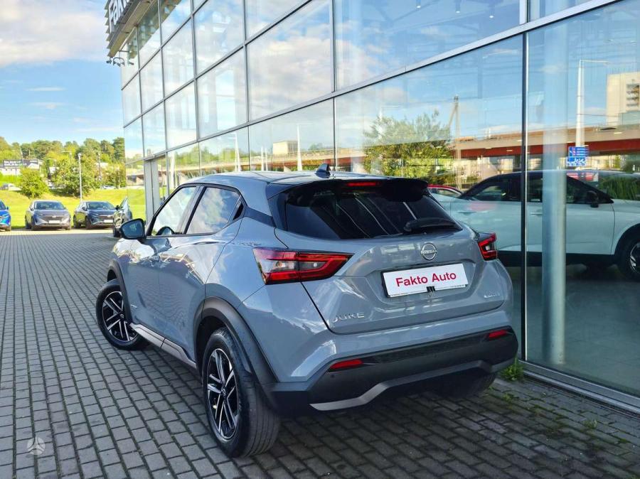 Pelēks Nissan Juke 2024 Viļņa, ar dzinēja tilpumu 1.60 L un nobraukumu 19 tūkst. km par 22500 €, foto 4 vietnē AUTOMOTO.COM.LV