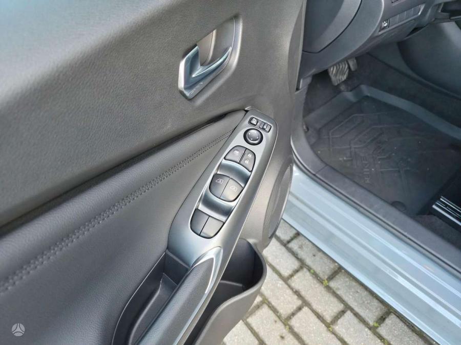 Pelēks Nissan Juke 2024 Viļņa, ar dzinēja tilpumu 1.60 L un nobraukumu 19 tūkst. km par 22500 €, foto 11 vietnē AUTOMOTO.COM.LV