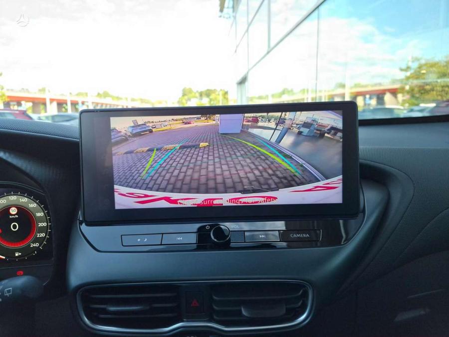 Pelēks Nissan Juke 2024 Viļņa, ar dzinēja tilpumu 1.60 L un nobraukumu 19 tūkst. km par 22500 €, foto 20 vietnē AUTOMOTO.COM.LV
